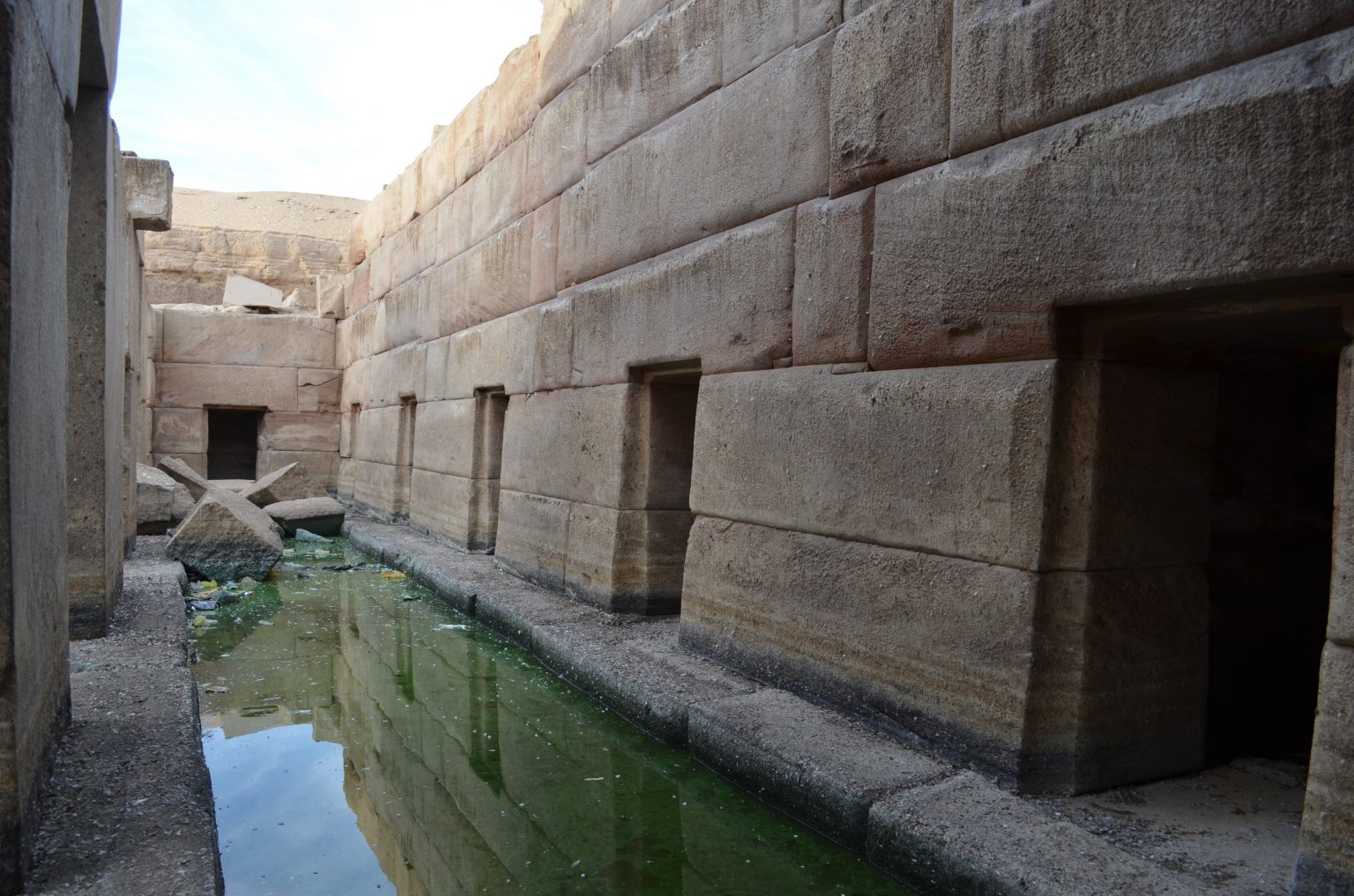 Osireion: The Oldest Megalithic Temple In Egypt - The Ancient Connection
