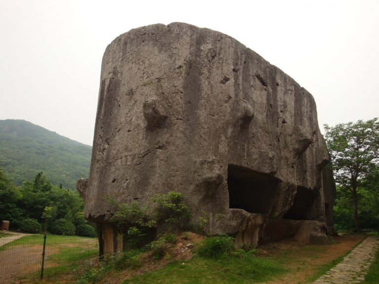 The Yangshan Quarry: Megalithic China - The Ancient Connection